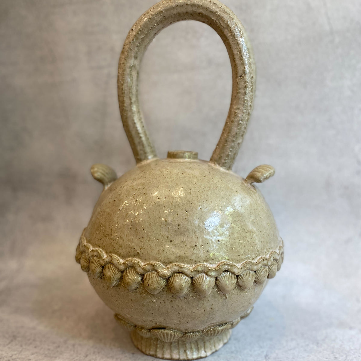 Joseph Turrin - "Abalone Shell" Loop Handled Vase – THE DEA STORE