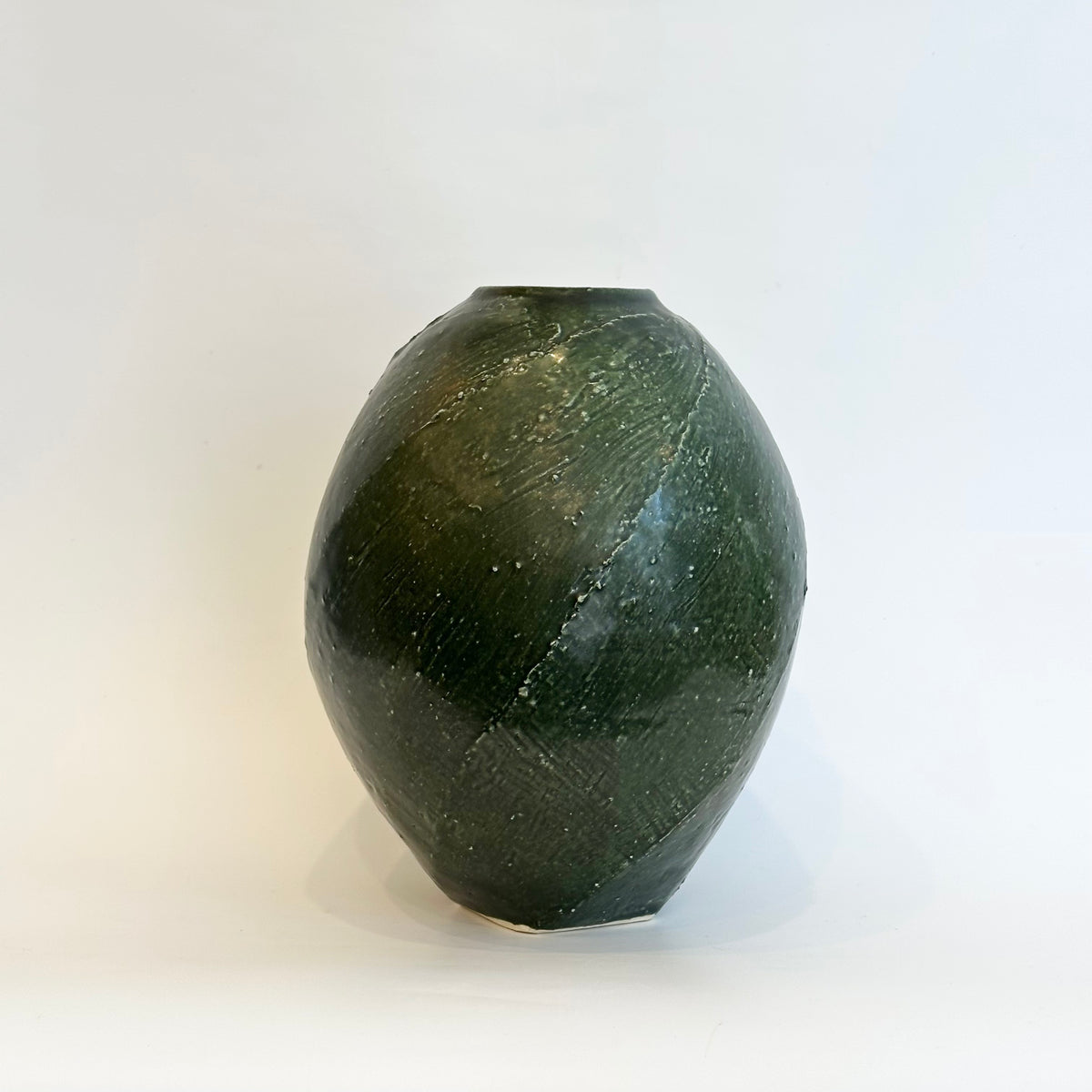 Oribe Vase - Twist Faceted - Large • May25 • TH0104 – THE DEA STORE